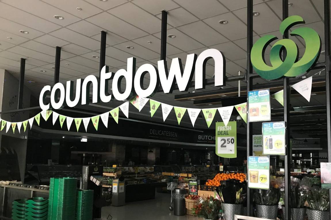Countdown Grocery Shoppers Are Encouraged To Buy Only The Necessities Countdown Grocery Shoppers Are Encouraged To Buy Only The Necessities